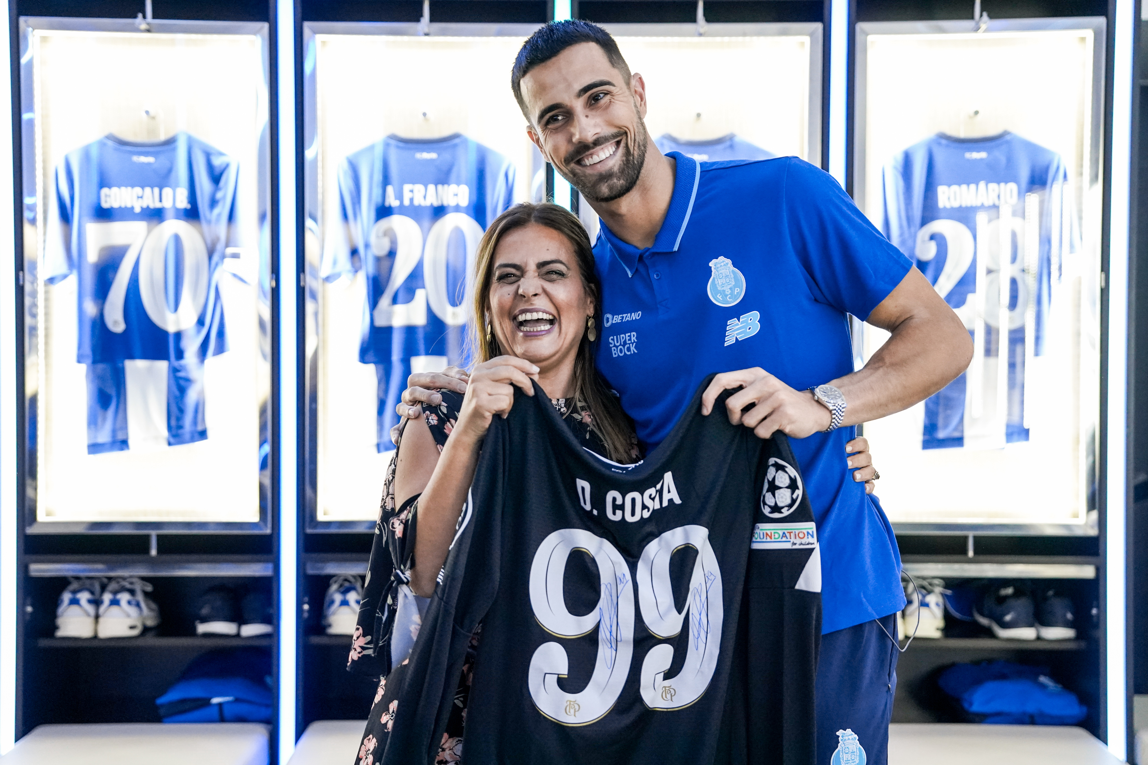 Diogo Costa’s UCL record converted into solidarity action - UEFA Foundation